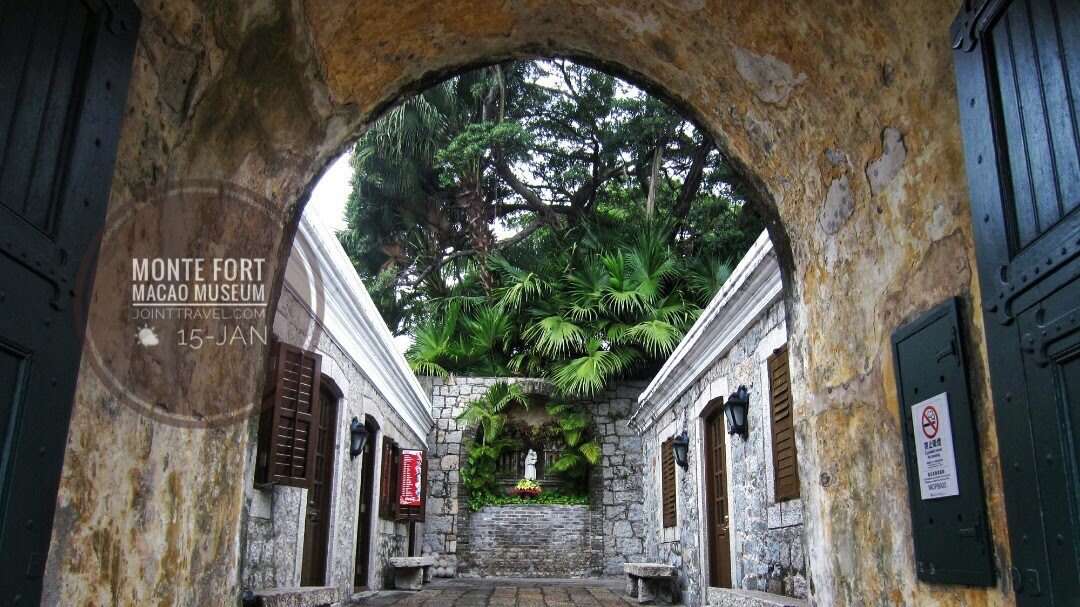 ป้อมปราการมองเตฟอร์ท และพิพิธภัณฑ์มาเก๊า (Monte Fort and Macao Museum ...